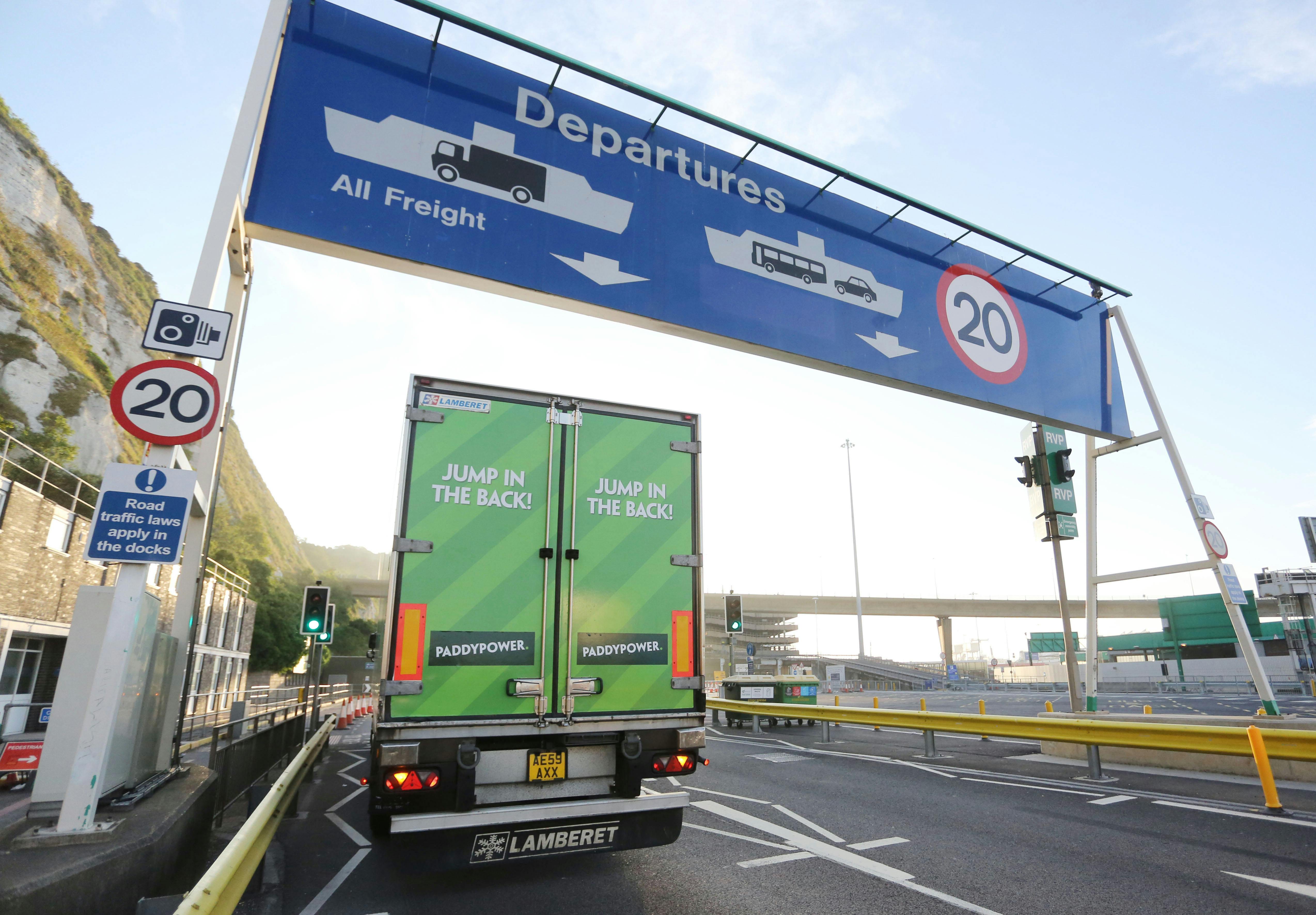 Paddy Power’s ‘immigrant-flavoured mischief’ invites immigrants to ...