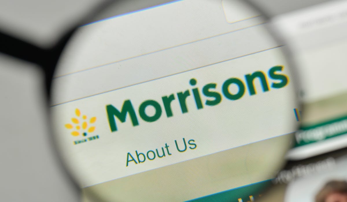 Morrisons sticks with singing oven gloves for festive campaign